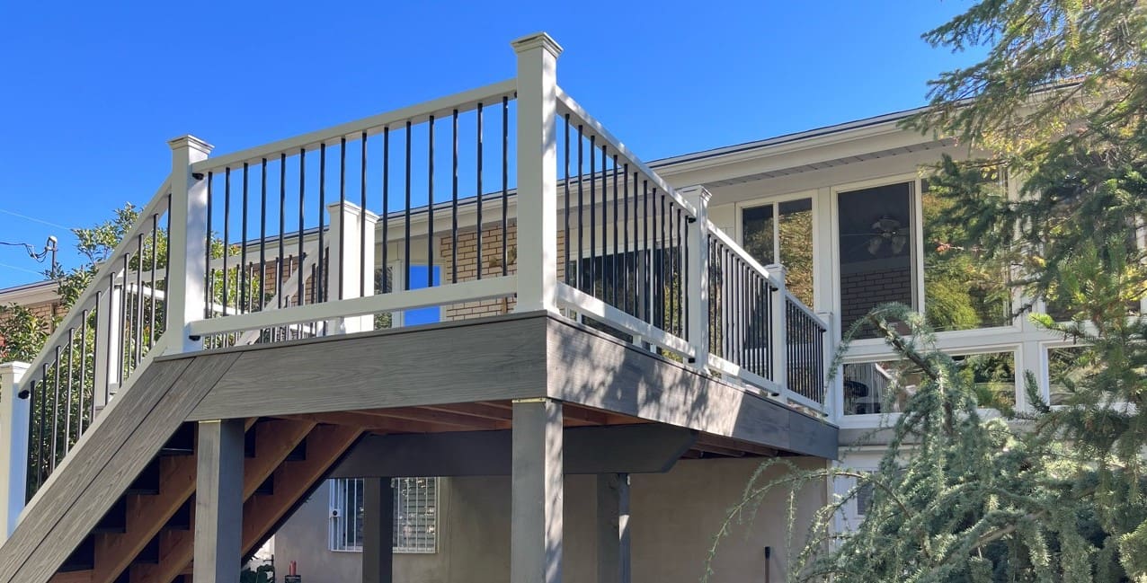 Trex Select Deck Railing Photos from Blackrock Decks